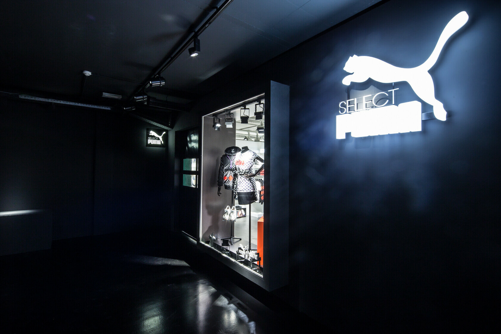 PUMA SELECT CONCEPT MOCKUP - 10CC